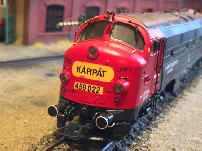 Kárpát Vasút NOHAB érkezett a Modellgyárba! – MODELLGYÁR Kft.